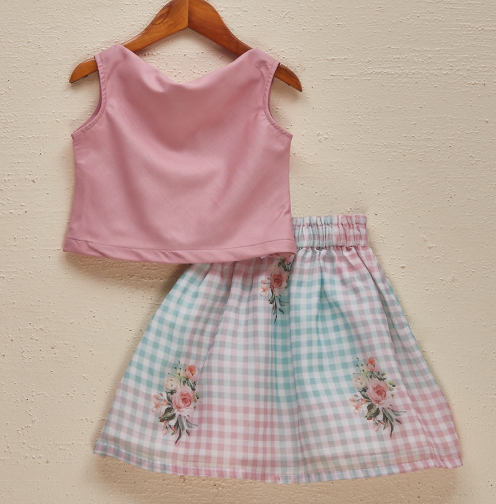 Ribbons and Roses – Liz Jacob